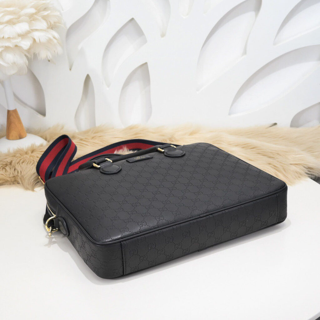 Túi xách nam Gucci dây đeo 3 màu logo chữ - TUNG LUXURY™